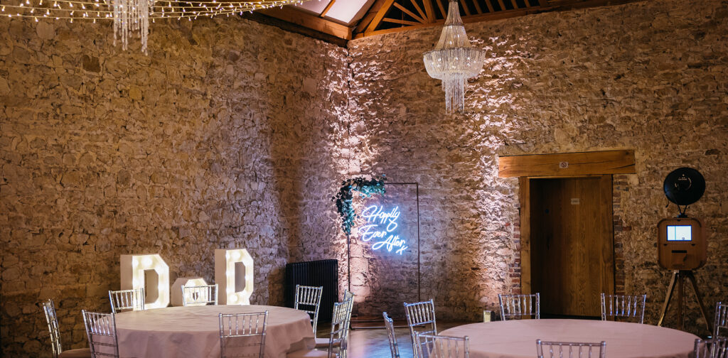 Wedding Theme: Rustic Chic - Veo Events